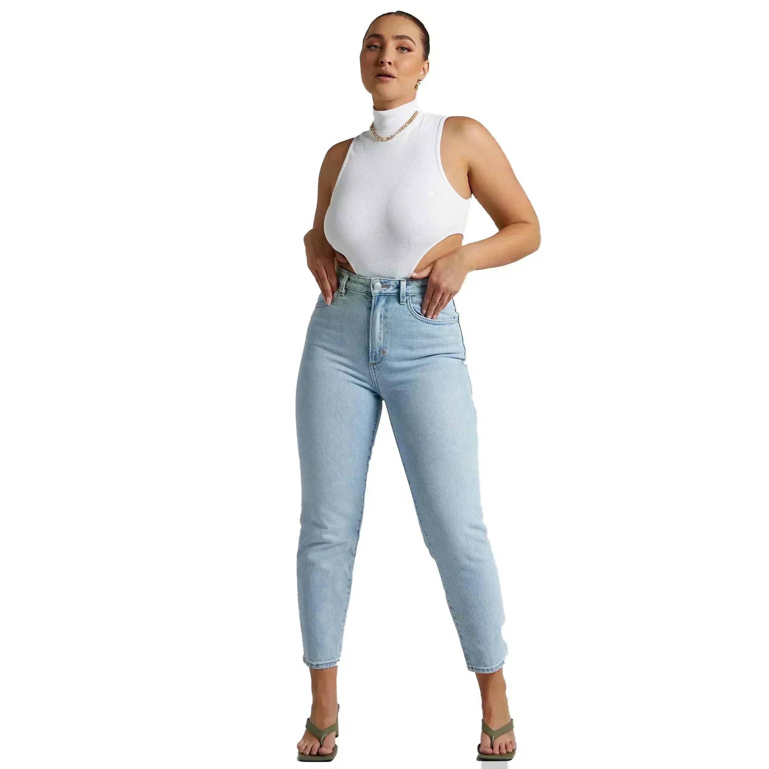 NEUW Ladies 'LOLA' High Rise Light Wash Jeans - Size 31 – Jean Pool